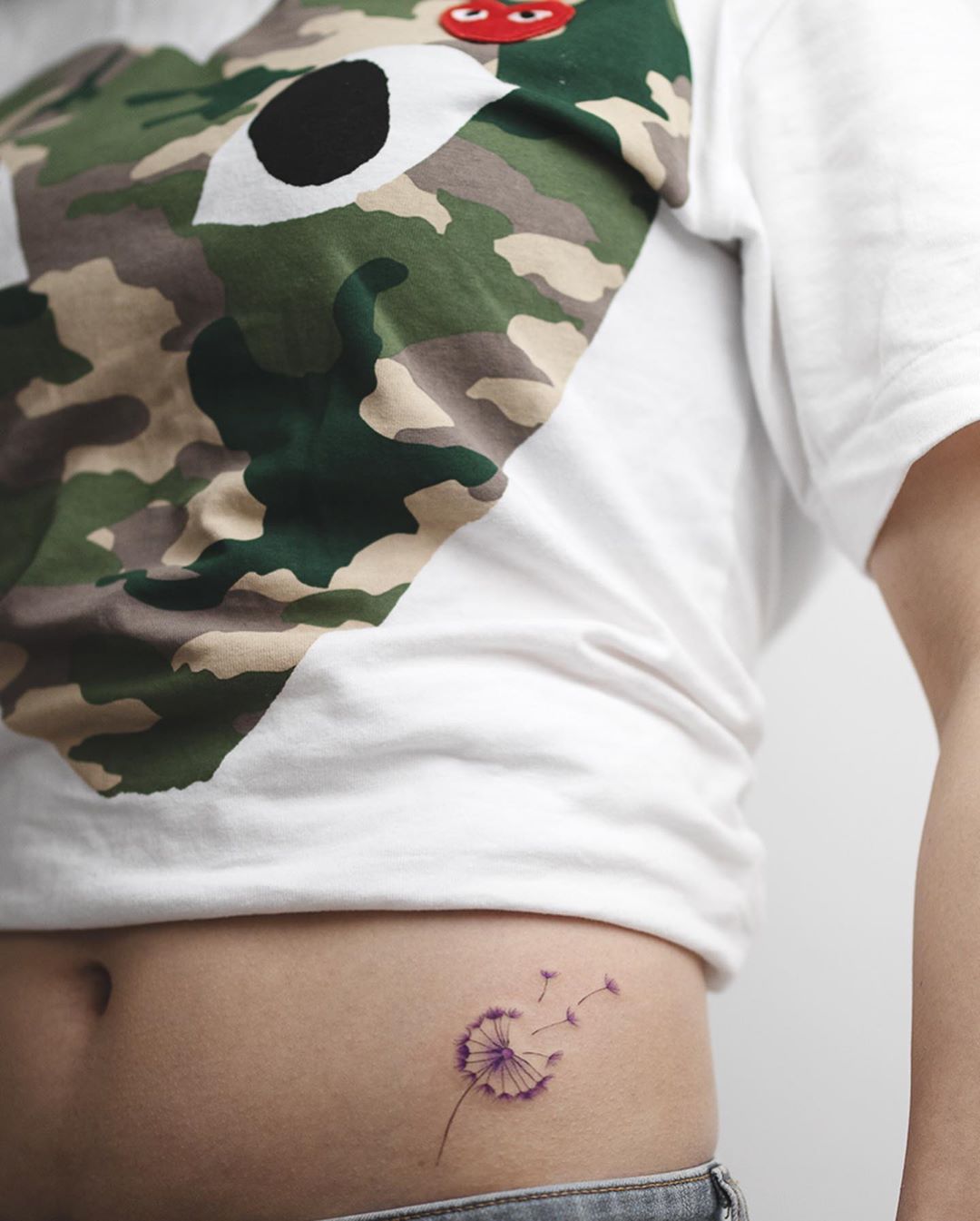 Tatuaje: Diente de león por Rey Jasper - Tatuajes para Mujeres